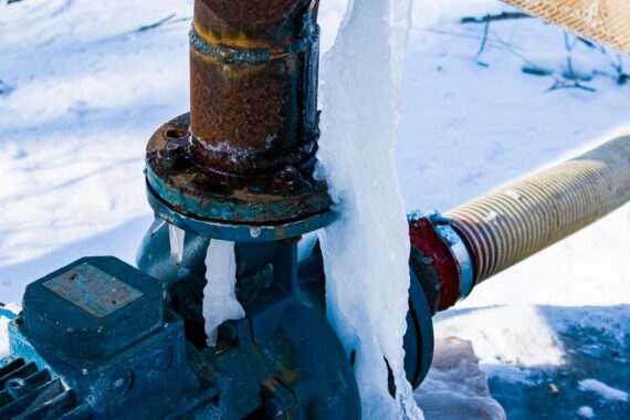 The Importance of Winterizing Your Water Pumps and Controls - Flo Right ...